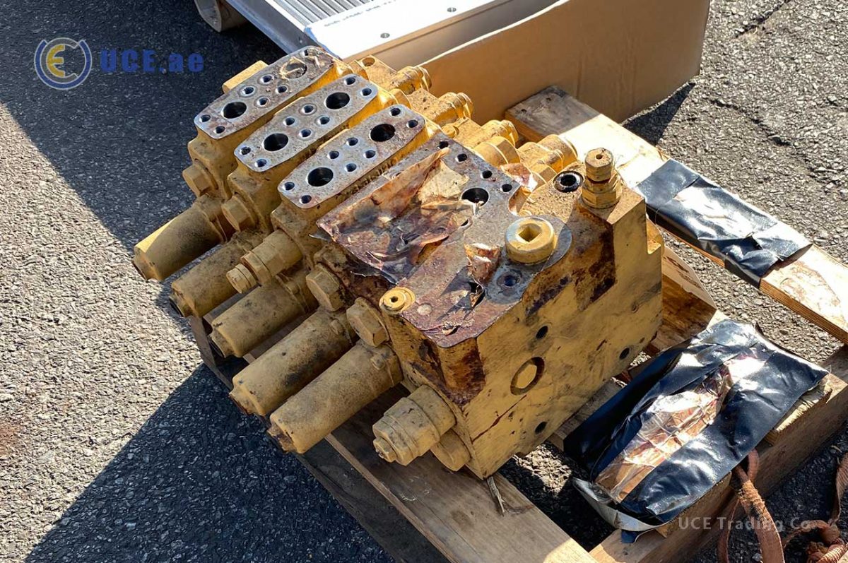 Control valve to suite D375A-6 Komatsu Dozer – uce.ae | UCE Trading Co.