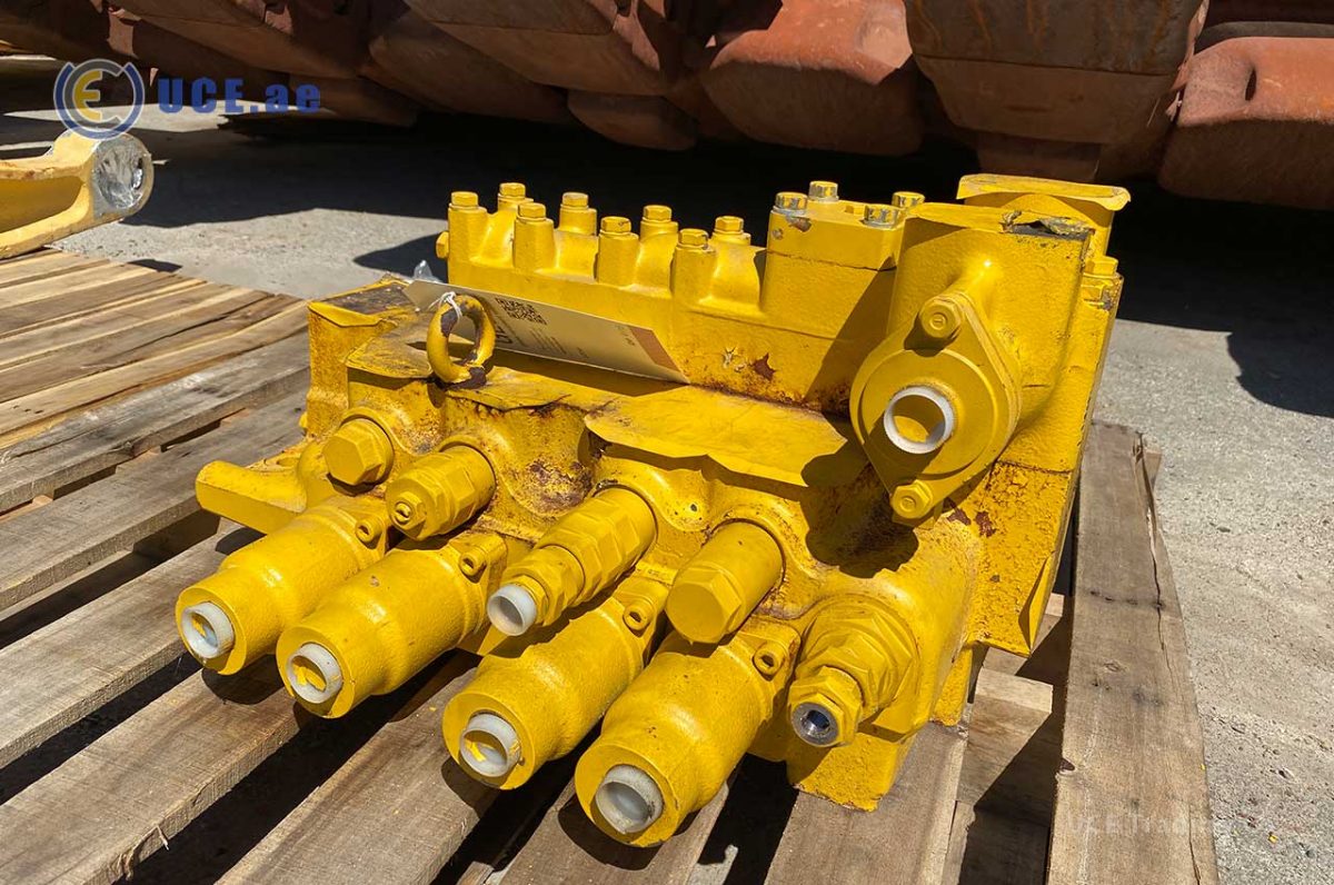Control Valve to Suit PC800-7 Komatsu Excavator – uce.ae | UCE Trading Co.