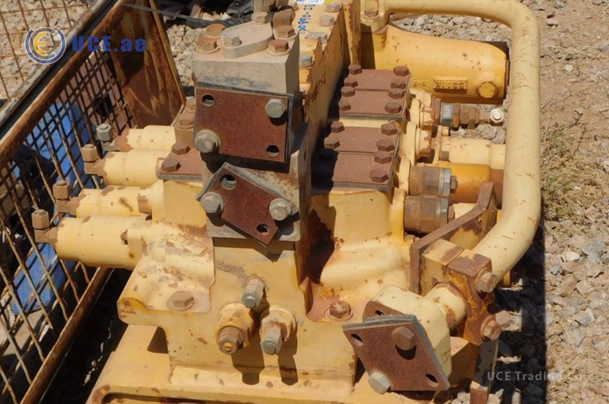 PC1250-8 CONTROL VALVE – uce.ae | UCE Trading Co.